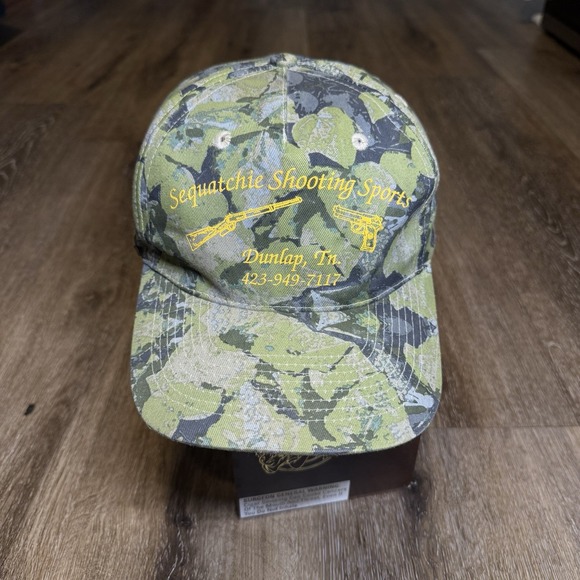 Accessories | Vintage 8s Camo Gun Snapback Hat Green Firearm Leaf ...